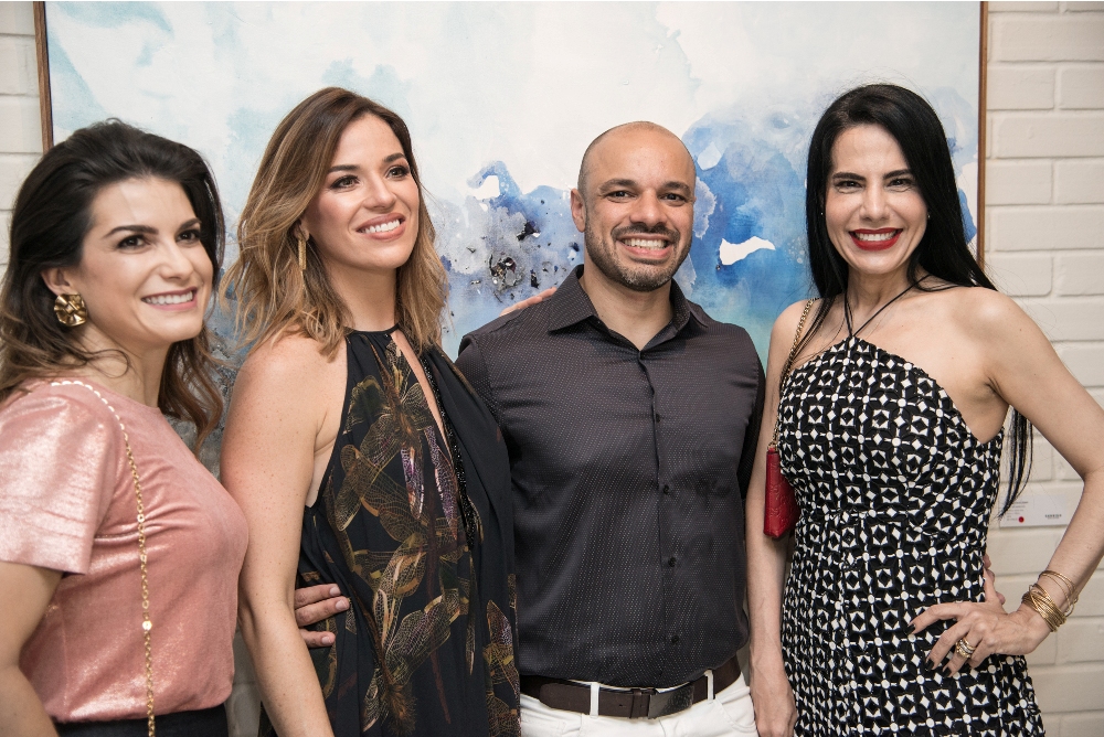 Daniel Cavalcanti inaugura exposição com muitos convidados – Portal ...